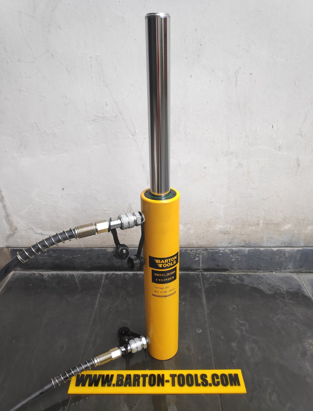 Double Acting Hydraulic Cylinder / Silinder Hidrolik 20 Ton 300mm ...
