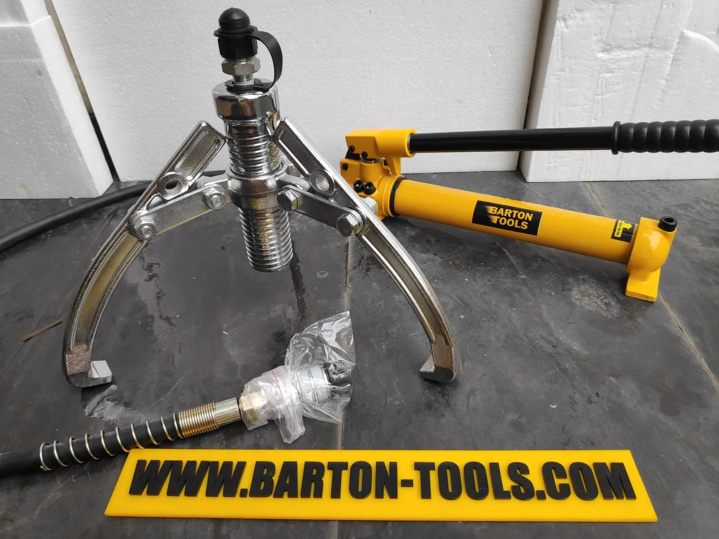 Split Type Hydraulic Gear Puller / Treaker Bearing Hidrolik Pump Set 5 Ton - HHL-5F - BARTON ...