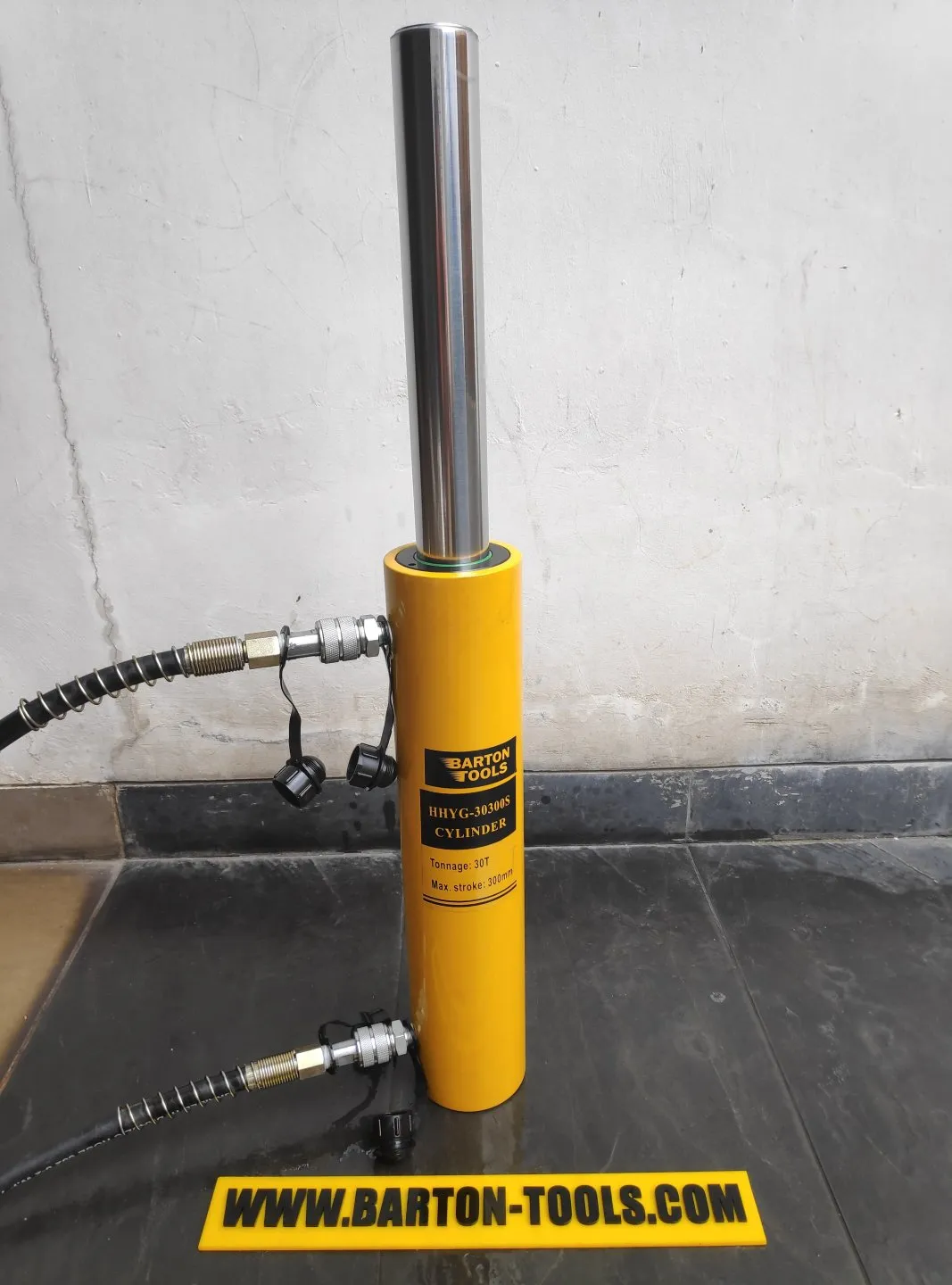 Double Acting Hydraulic Cylinder / Silinder Hidrolik 30 Ton 300mm ...